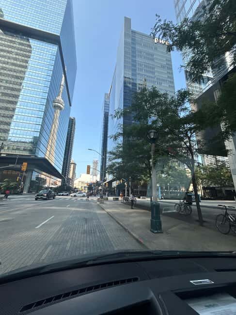 Toronto: Casual Tour by Land, Sky and Sea - Exploring Toronto from All Sides