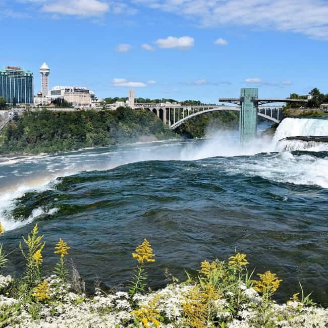 Toronto, Niagara Falls & Thousand Islands 3-day Tour from NY - Transportation and Accommodation