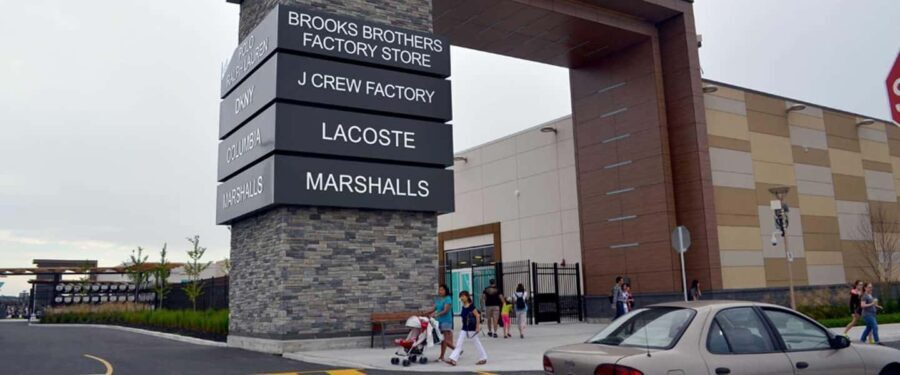 Toronto: Private Niagara Tour & Shopping at Niagara Outlet - An In-Depth Look at the Tour Experience