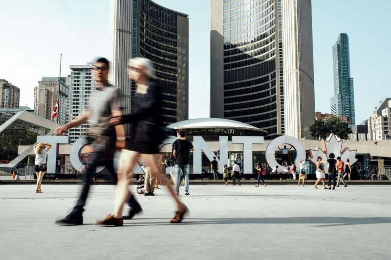 Toronto: Private Small Group City Tour with Local Guide - Why this Tour Offers Excellent Value