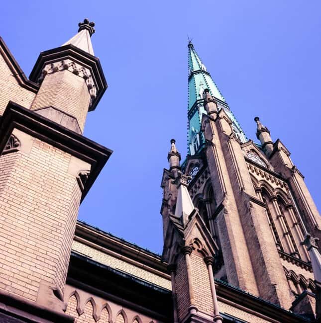 Torontos Holiday Magic: A Christmas Private Walking Tour - What Makes This Tour Stand Out?