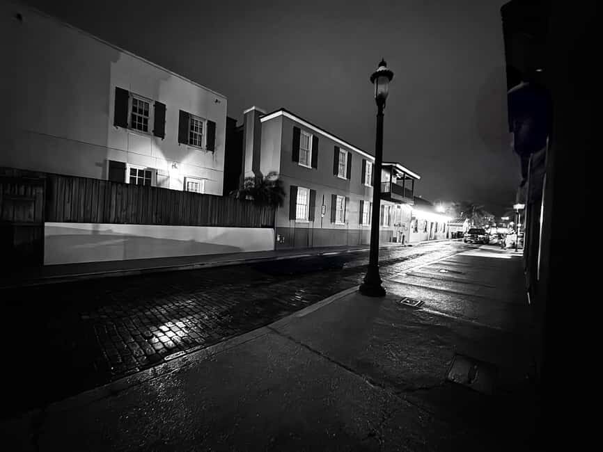 Torrid Tales of St. Augustine: True Crime Walking Tour - Whats Included & Whats Not