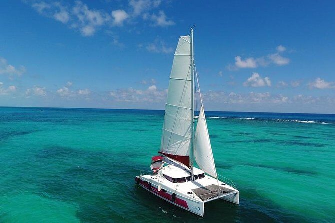 Tour Catamaran Sailing from Cancun to Isla Mujeres - With Open Bar - Practical Details and Considerations