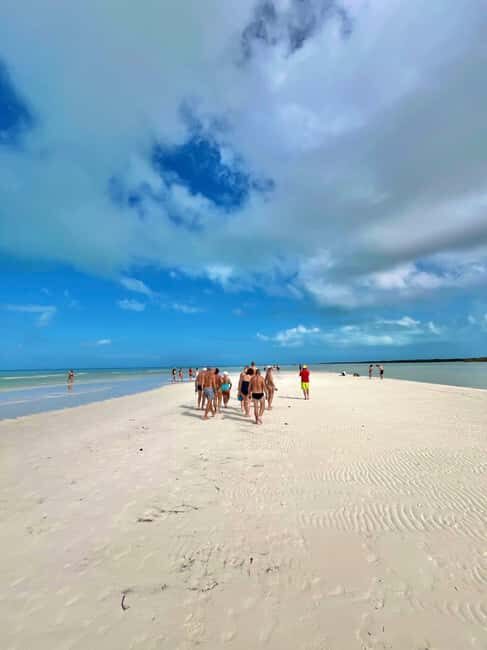 Tour in Italian in Holbox - Exploring the Tour in Detail