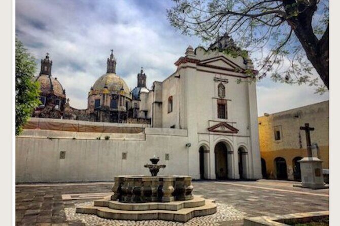 Tour of the picturesque San Angel neighborhood - Authentic Experiences You Might Not Expect
