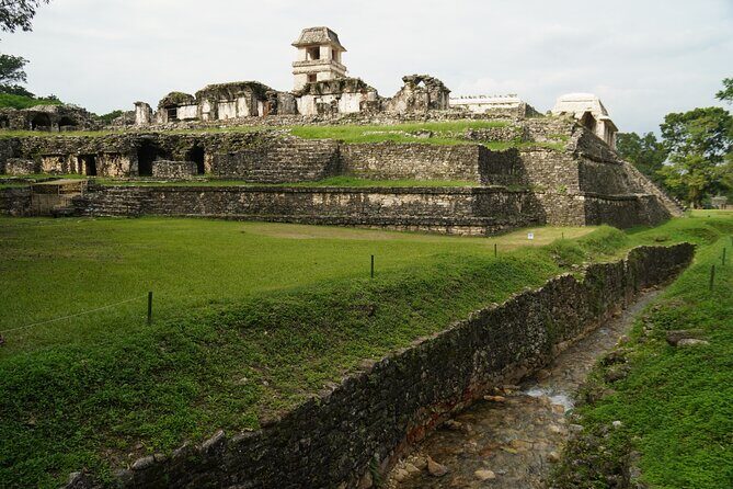 Tour to the Archaeological Zone of Palenque - An In-Depth Look at the Palenque Tour Experience