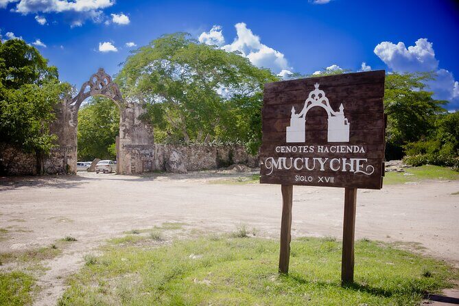Tour to Uxmal and Hacienda Mucuyché included - Value for Money