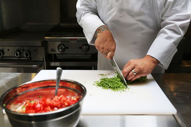 Traditional Mexican Salsa Cooking Class With Local Chef - Why This Experience Works