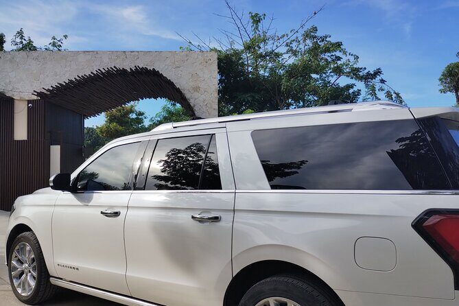 Transfer Airport To Excellence Finest Atelier Playa Mujeres - Comfort and amenities on board