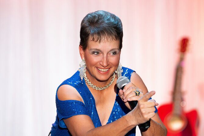 Tribute to the Music of Reba and Other Female Superstars - Who Is This Tour Best For?