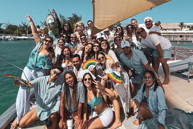 Trip to Isla Mujeres by Catamaran, with snorkeling and drinks - Practical Tips for Booking and Enjoying the Tour