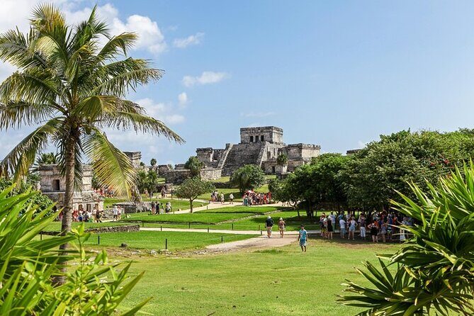 Tulum, Coba, Playa del Carmen and Cenote Kuxtal Deluxe Tour - First Stop: Tulum Archaeological Site