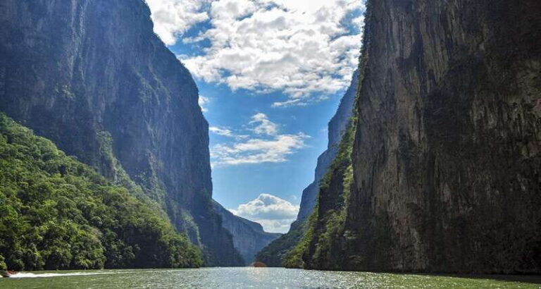 Tuxtla Gutiérrez:Sumidero Canyon, Viewpoints, English Guide - A Close Look at the Itinerary and Experience