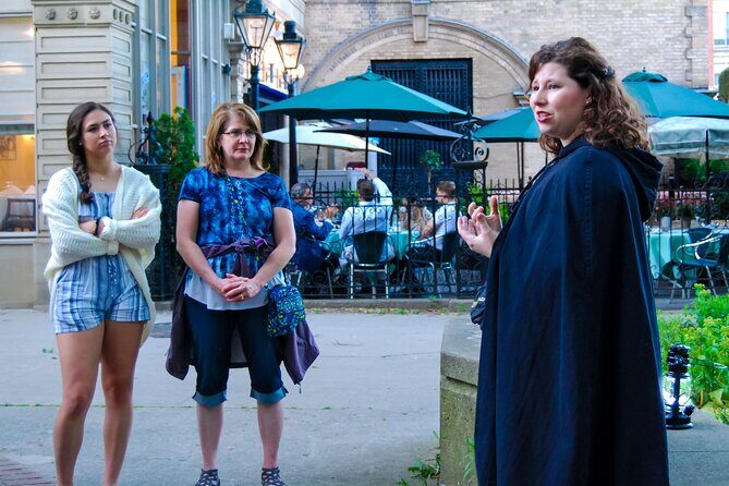 University of Toronto Ghost Tour - Campus Secrets & Spectres - The Experience: What We Loved and What to Expect