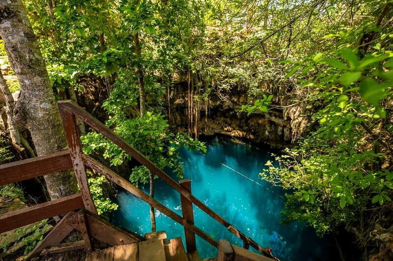 Uxmal: Vintage Land Rover Expedition to Uxmal Cenotes - Who Will Love This Tour?