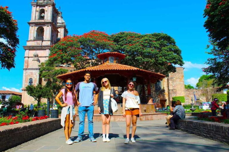 Valle de Bravo: Half-Day Guided City Tour by Van - Exploring Valle de Bravo’s Downtown Charm