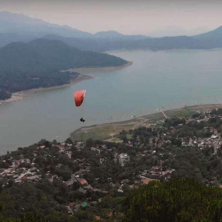 Valle de Bravo: Paragliding Flight - Why You Should Consider This Experience