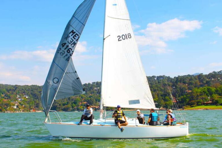 Valle de Bravo: Sailboat Tour Over the Lake. - Why This Tour Offers Great Value