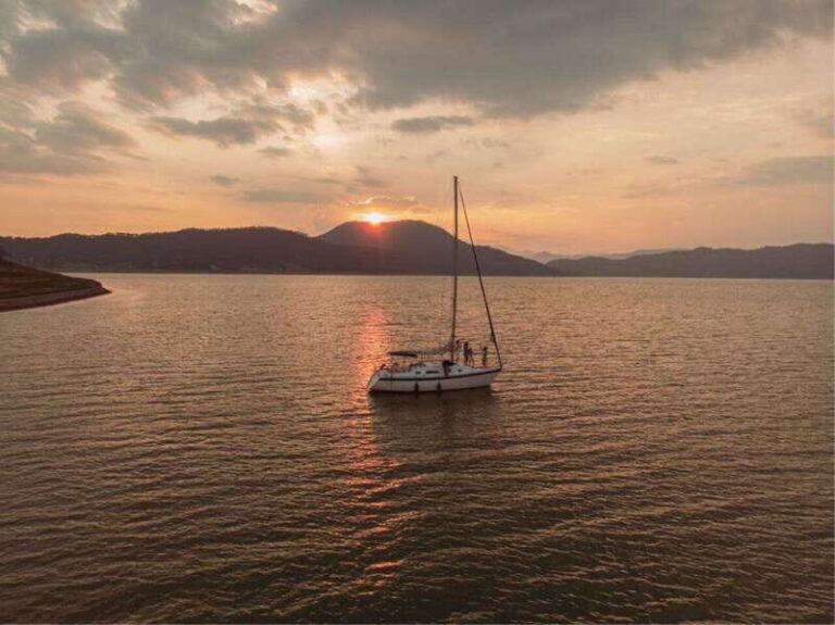 Valle de Bravo: Velero - Highlights of the Experience