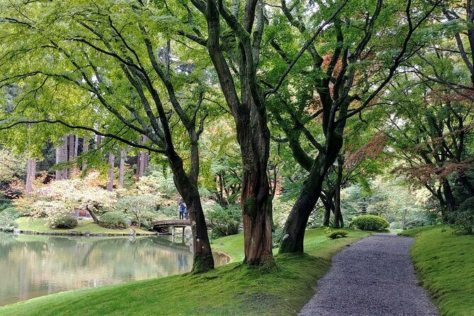 Vancouver Botanical Gardens & Museum Private Explorer - Exploring Vancouver’s Green and Cultural Gems