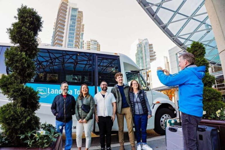 Vancouver: City Highlights Tour with Hotel Transfers - Exploring Vancouver in Comfort and Style
