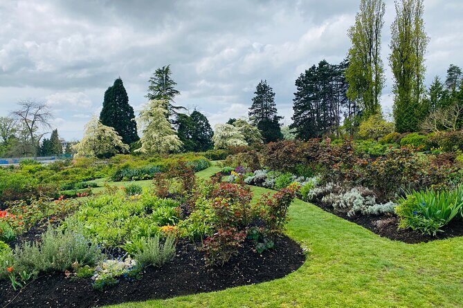 Vancouver City Tour With Grand Lunch and Wine - FAQs