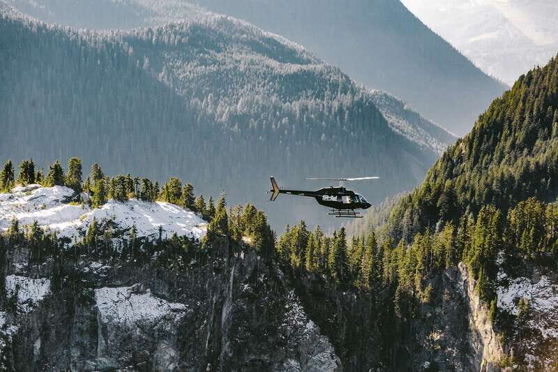 Vancouver: Coastal Mountain Landing Helicopter Tour - An Overview of the Experience