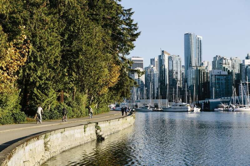 Vancouver Day Tour: Stanley Park, Capilano Suspension Bridge - Exploring Vancouver’s Iconic Highlights