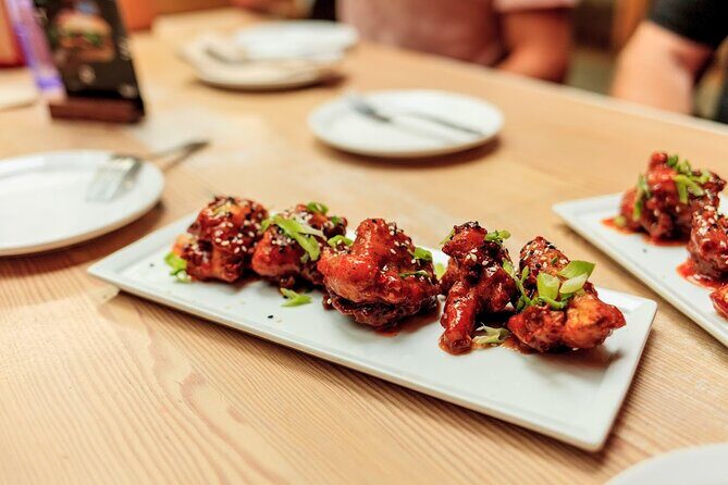 Vancouver Food Tour with 6 Tastings of Sushi, Poutine, Chocolate - Who Will Love This Experience?