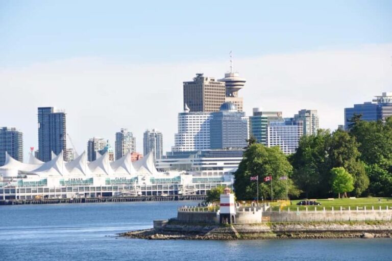 Vancouver Lookout Private Tour with Skip-the-line Tickets - Why This Tour Offers Excellent Value