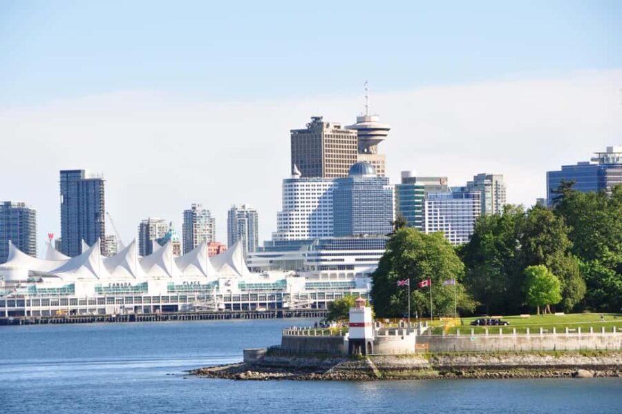 Vancouver Lookout Private Tour with Skip-the-line Tickets - Why This Tour Offers Excellent Value