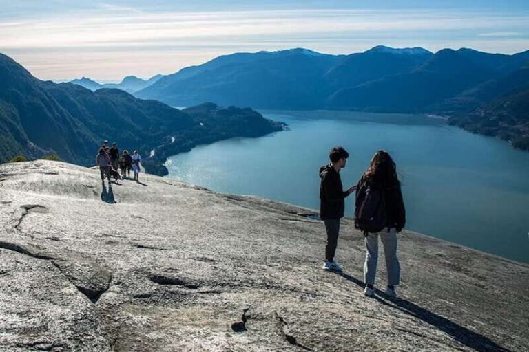 Vancouver: Stawamus Chief Hike and Local Brewery Tasting - Why This Tour Offers Great Value