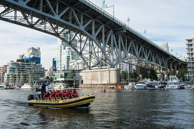Vancouver's City and Waterfall | Waterfront Sightseeing Tour - Who Will Love This Tour?