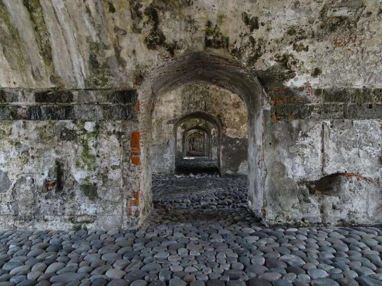 Veracruz: San Juan de Ulua Fortress Skip-the-Line Ticket - Exploring San Juan de Ulua: A Historical Treasure