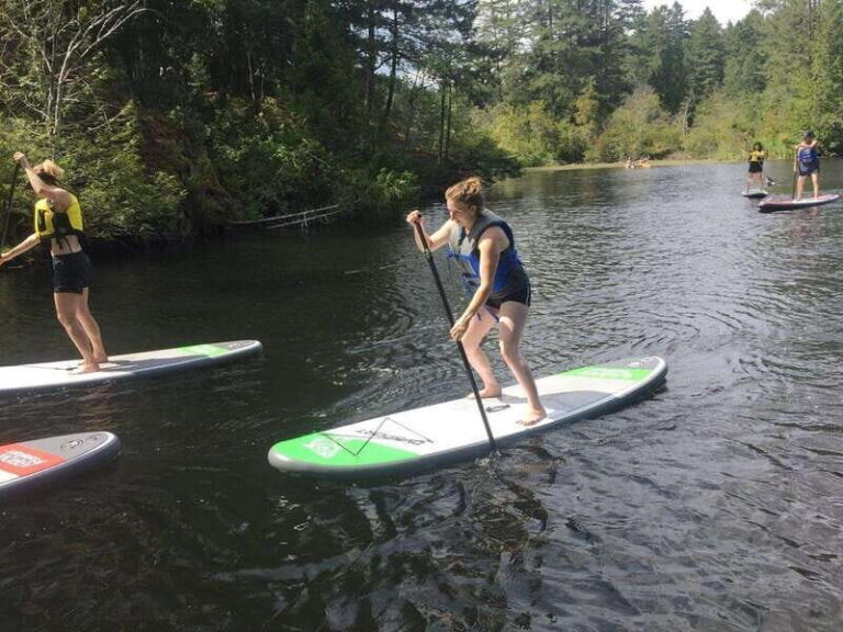 Victoria: Intro to Stand Up Paddle Boarding at Thetis Lake - The Equipment and Inclusions