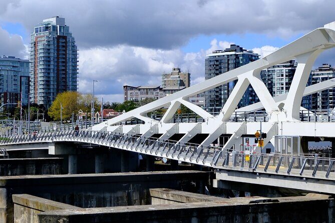Victoria Seaside Splendors Trail Walking Tour - The Experience Value