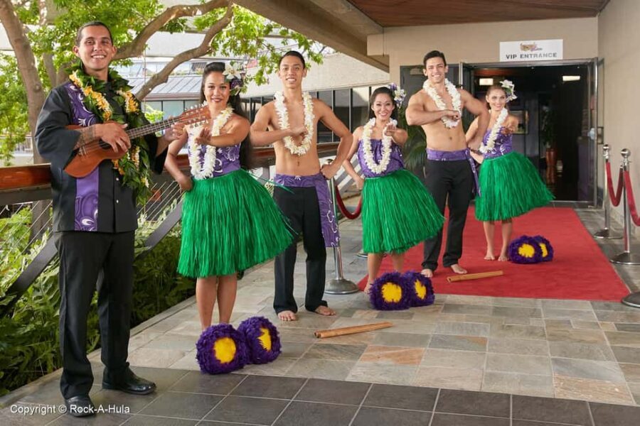 Waikiki: Luau and Buffet w/ optional Rock-A-Hula Show - Why This Tour Works Well