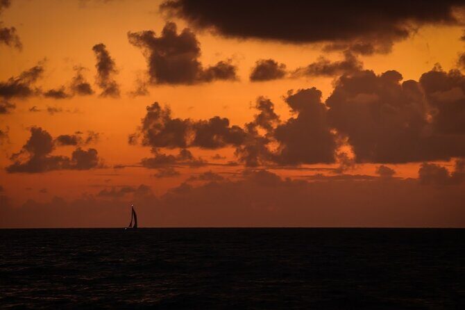Waikiki Sunset Cruise from Oahu - A Deep Dive into the Waikiki Sunset Cruise Experience