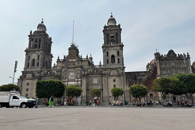 Walk through the Historic Center of the CDMX - Practical Details and Value