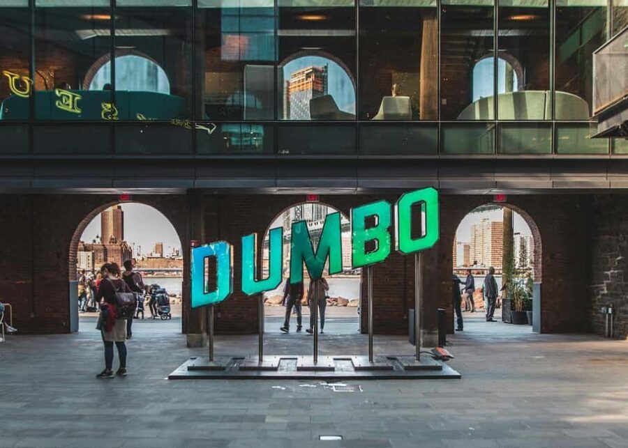 Walking tour of the Brooklyn Bridge and Dumbo - What Sets This Tour Apart