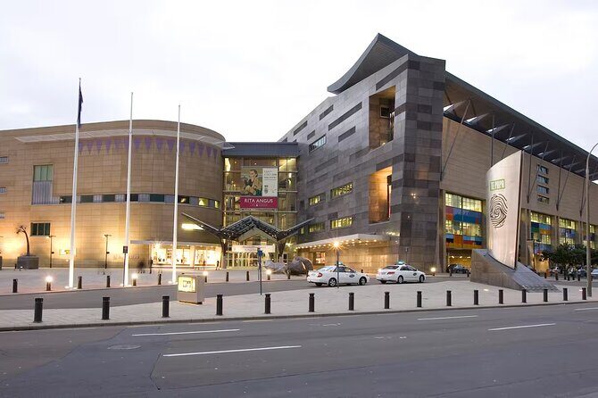 Wellington Private City Tour. Hotel or Port pick up. Tickets incl - Practical Details and Value