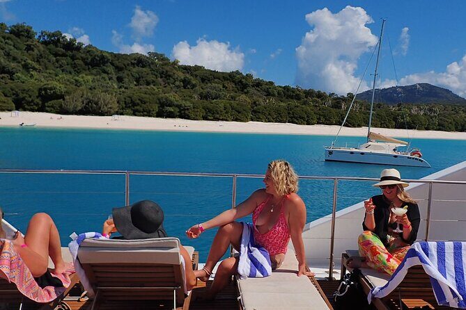 Whitehaven Beach Tour: 2 Options - All Day Beach Or Snorkel - Meal and Beverage Options