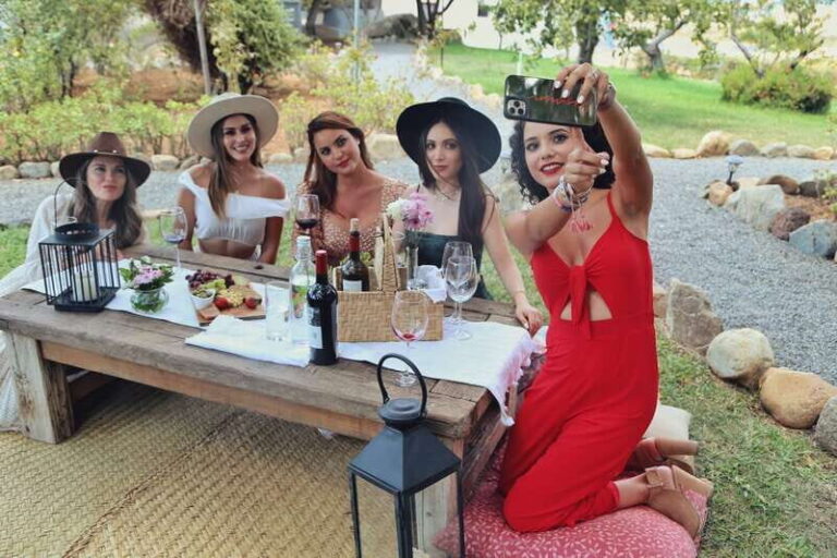 Wine Tasting in the Gardens at Rondo del Valle with vineyard - Who Will Love This Tour?