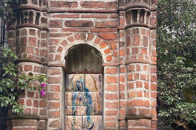 Your city, your way. Private Mexico City tour with a local expert - Authenticity and Value