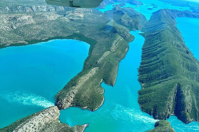 2.5hr Non Stop Incredible Islands Tour - What to Expect During the Flight