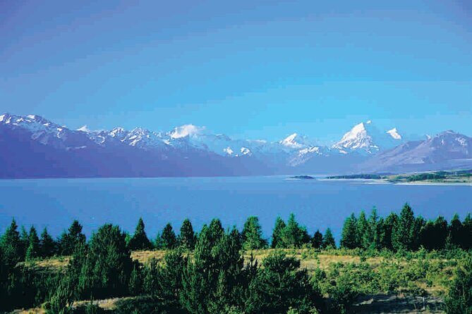 4-Day Great Southern Island Circle Tour from Christchurch - Day 2: Milford Sound – The Crown Jewel