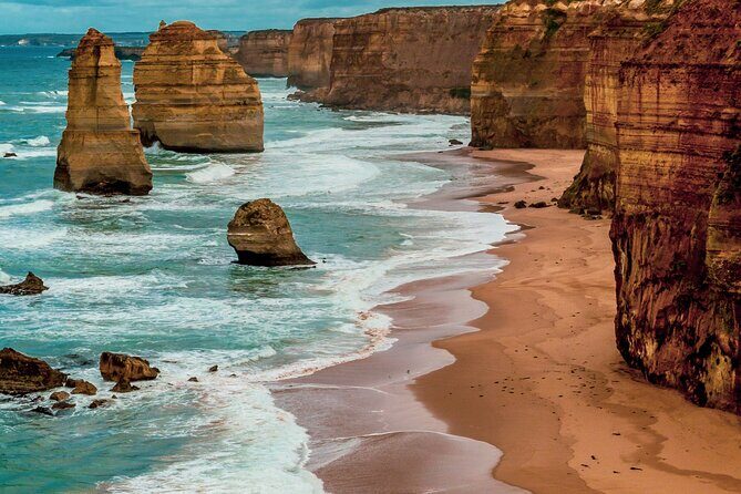 7-Day Magnificent Melbourne and Surrounds Guided Tour - Transportation and Group Size