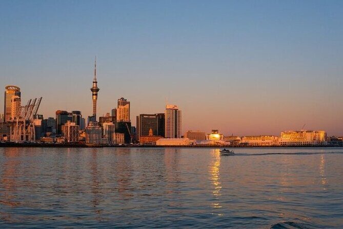 Auckland Best Street Food Tour With A Local Guide - Food and Drink Tastings: A Taste of Auckland