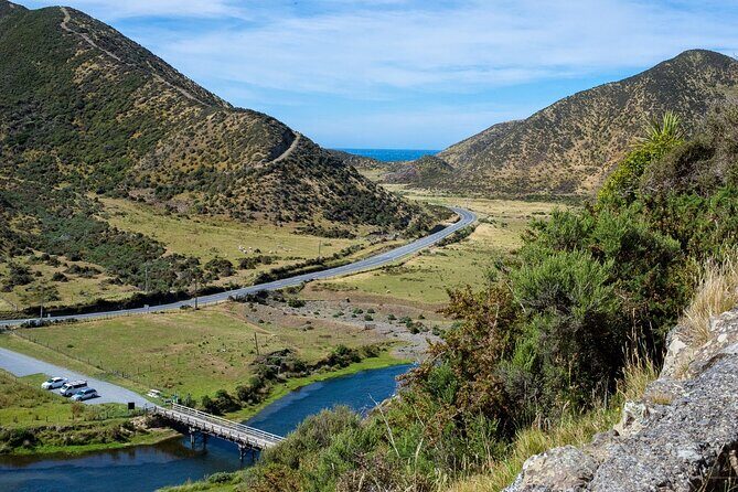Baring Head Lighthouse Wainuiomata - An In-Depth Look at the Baring Head Lighthouse Walk