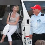 Cairns Airport Shared Transfer to Cairns - Transport and Comfort